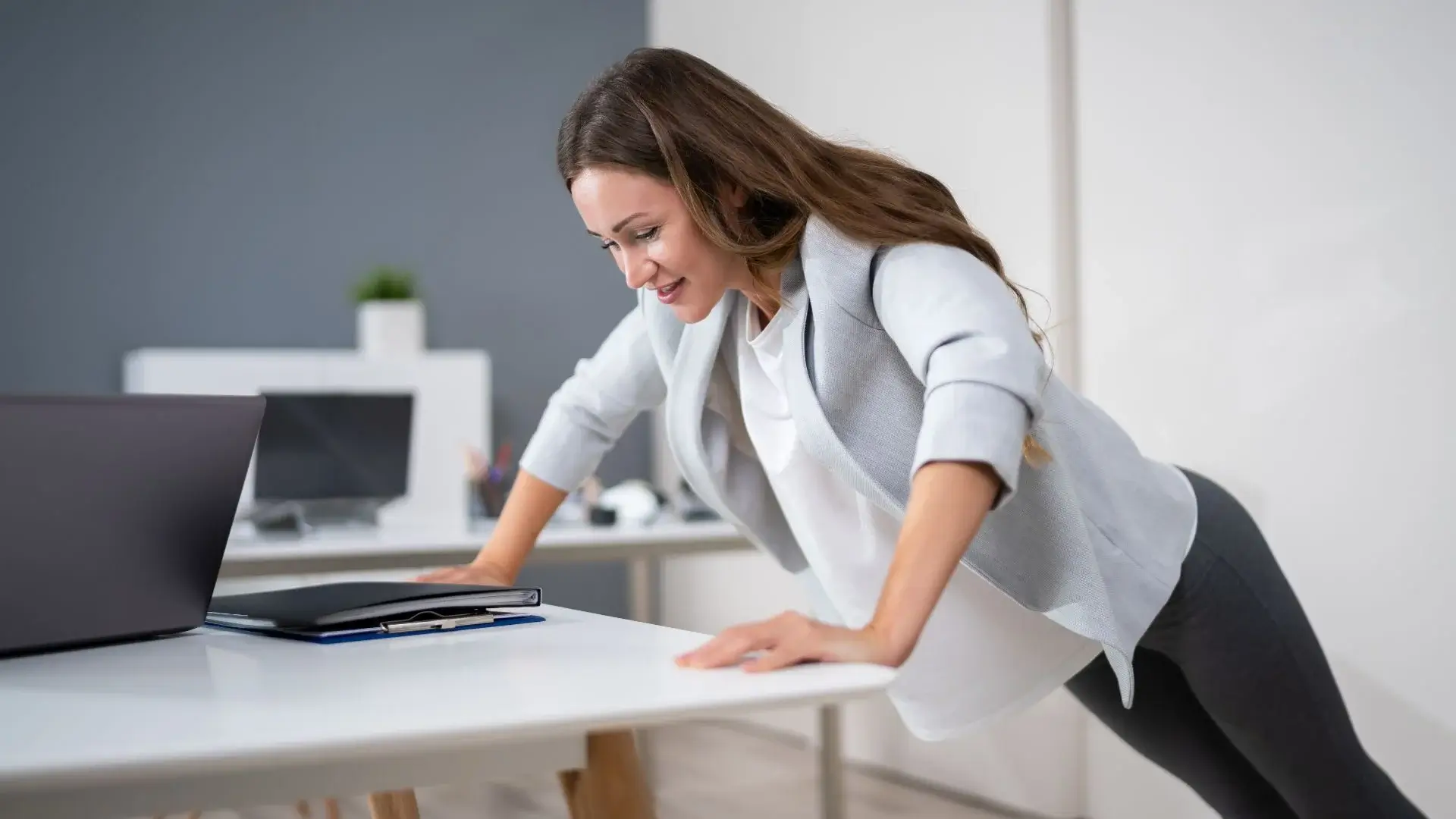 3 Desk Exercises for Reducing Fatigue at Work | Tensegrity